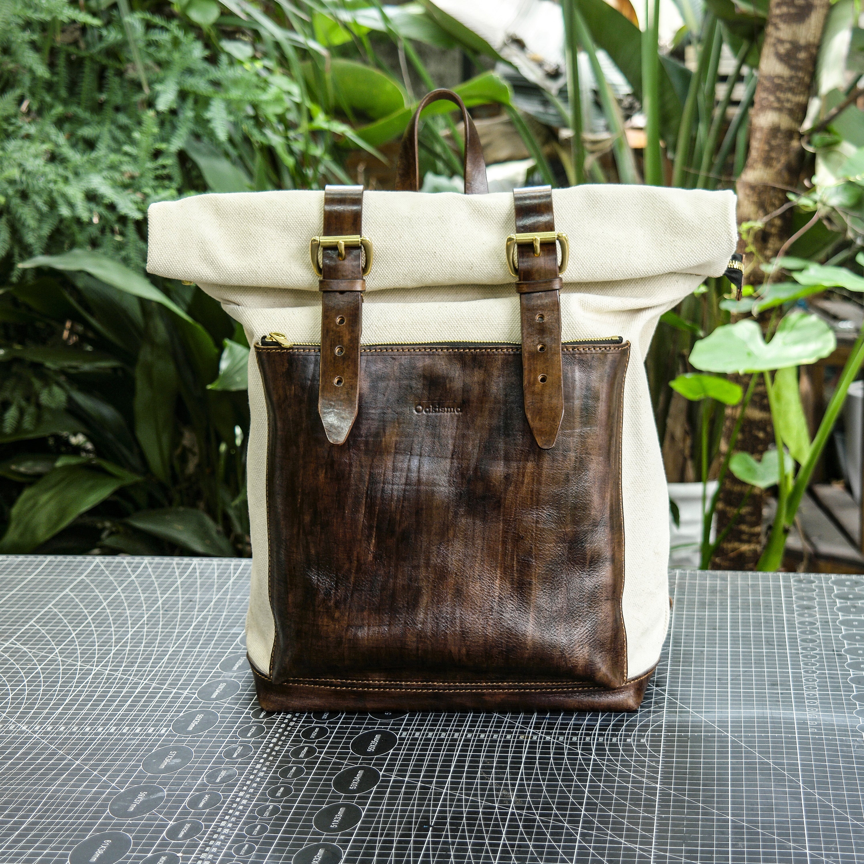 【PDF Pattern】Roll top canvas backpack, plant tanned leather backpack;